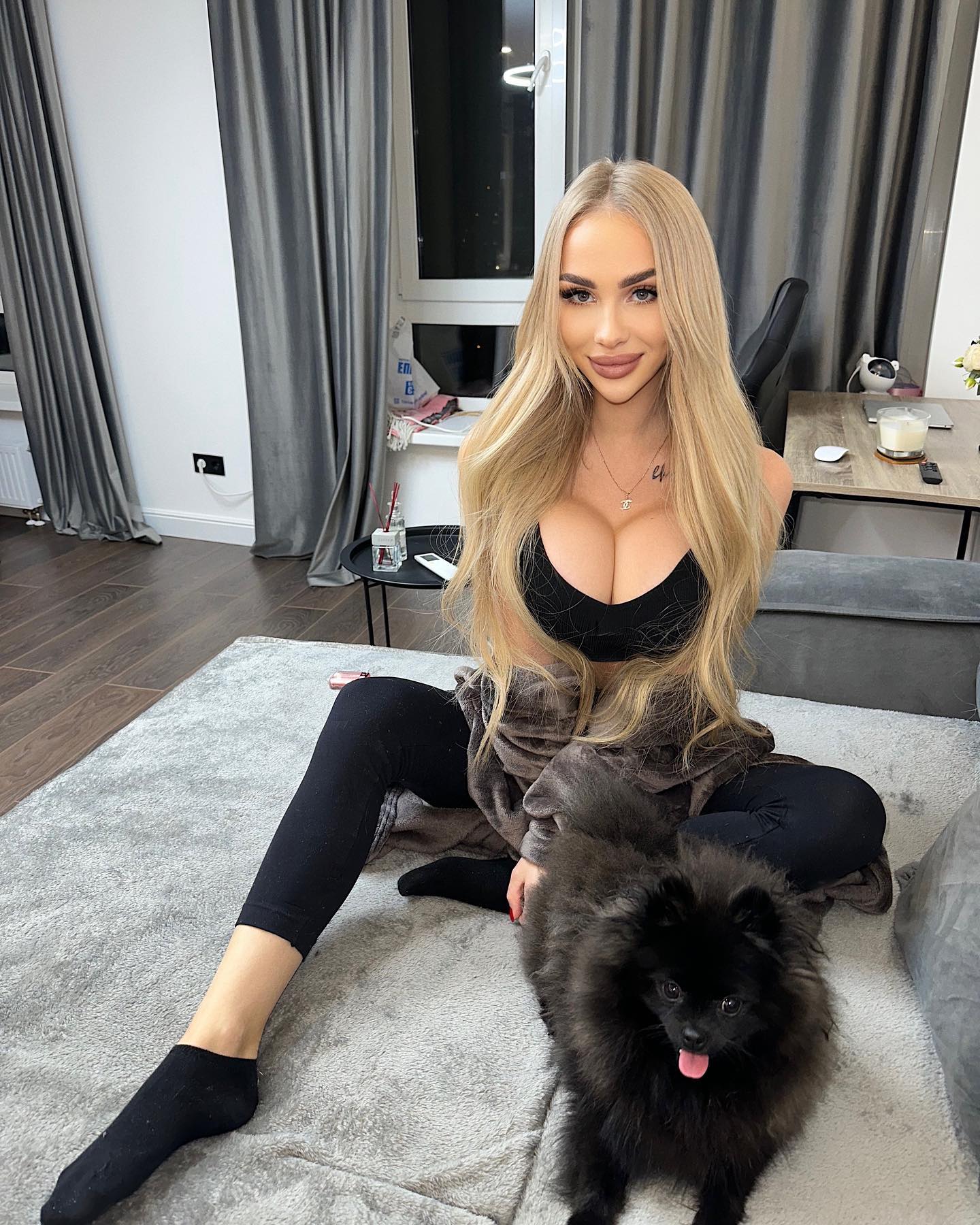 Meet Elissa | Humor Me Club